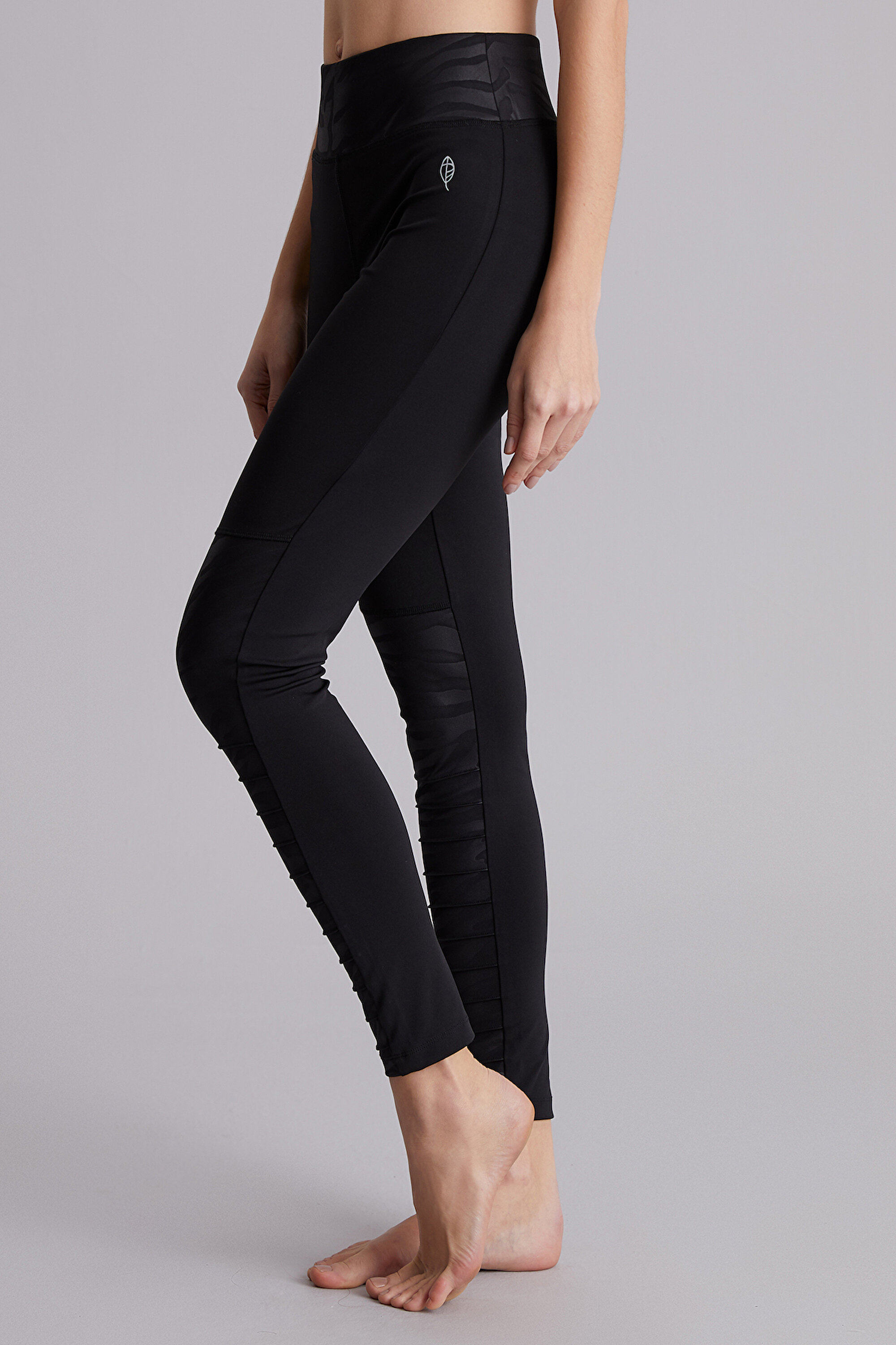 Urban Tights PHKGODVD19IY-SYH - Black - Penti