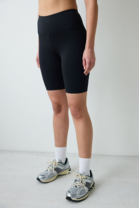 Woman | categories | Penti